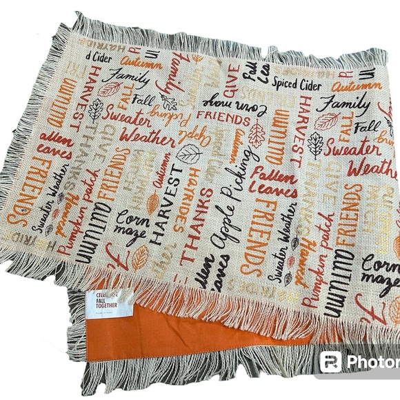 Kohl's | Holiday | Fall Centerpiece Mini Table Runner | Poshmark